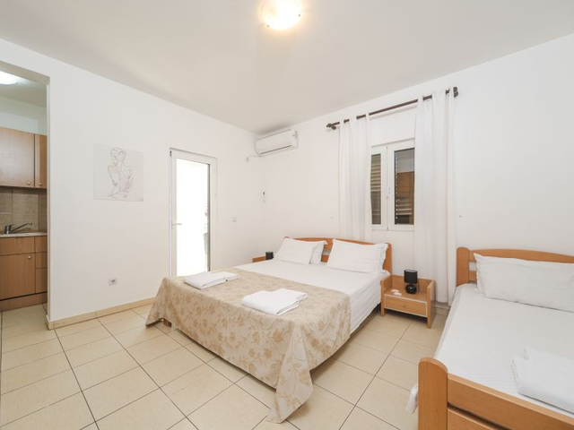 Туры в отель Guest House Bianca Apts, Черногория, Рафаиловичи — цены и ...