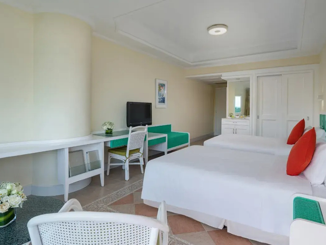 Туры в отель Sunshine Resort Intime Sanya 5*, Китай, Дадунхай — цены и ...