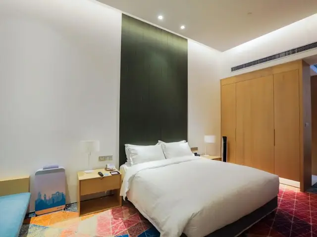 Туры в отель Holiday Inn Express Shanghai Songjiang Fangta By IHG 3 ...