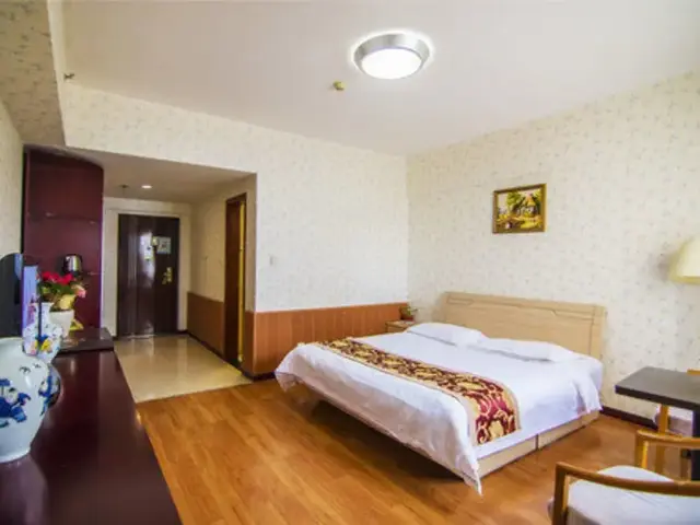 Туры в отель Golden Tree Business Hotel 3*, Китай, Сиань — цены и ...
