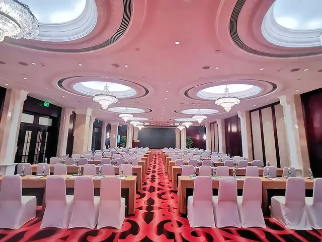 Туры в отель Royal Grace Hotel 4*, Китай, Ухань — цены и отзывы 2026